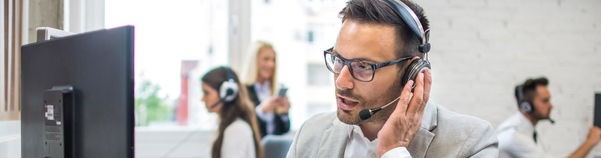 Aufzug Notrufzentrale - UNS GmbH