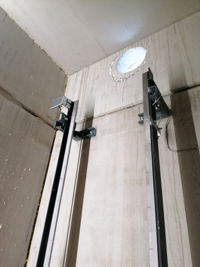 Einbaubeispiele Schachtentrauchung - UNS GmbH